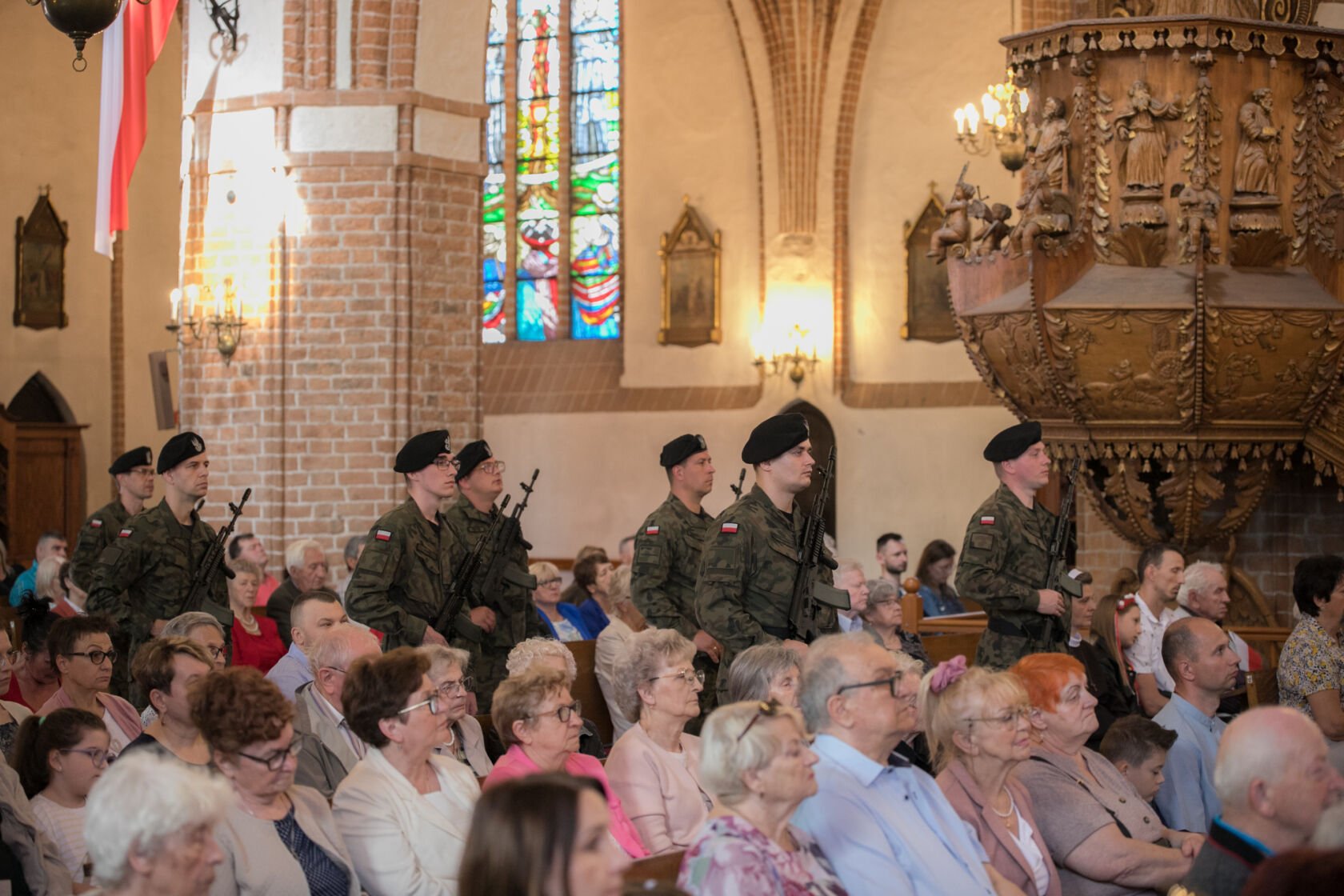 Wiwat Maj – 3 maj! 233 rocznica uchwalenia konstytucji - Miasto Darłowo